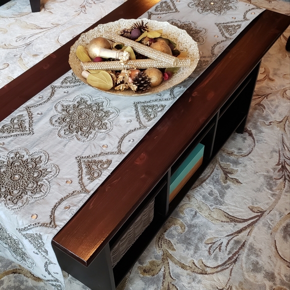 Kim Seybert | Dining | Kim Seybert Table Runner | Poshmark